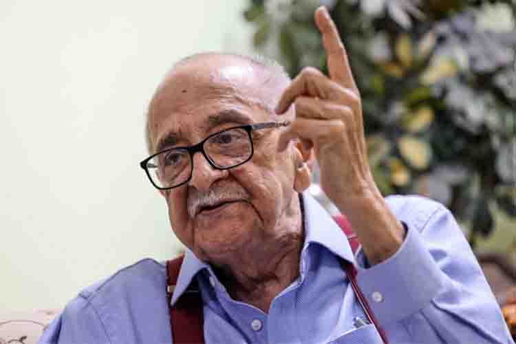 कौन थे फली एस नरीमन, जिन्होंने इंदिरा गांधी के फैसले के विरोध में दिया ...